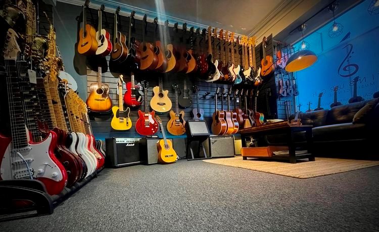 Edinburgh Music Centre - Musical Instruments & Accessories